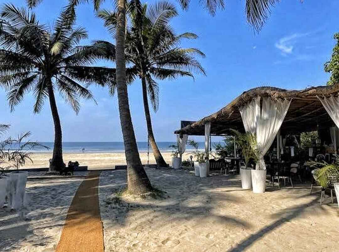 Ashwem Beach - How To Reach, Best Time & Tips | All About Goa