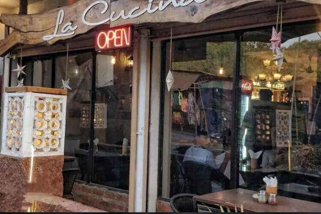 Ashwem Beach - How To Reach, Best Time & Tips | All About Goa