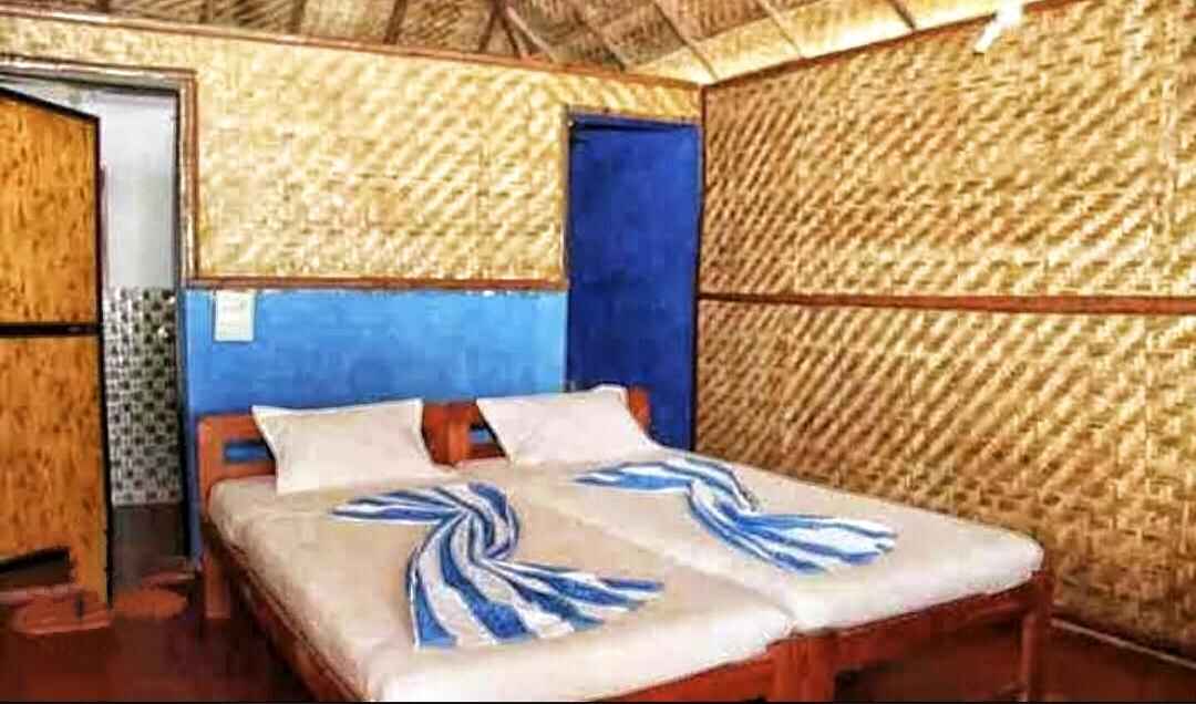 Ashwem Beach - How To Reach, Best Time & Tips | All About Goa