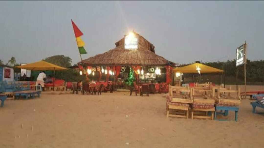 Baina Beach - How To Reach, Best Time & Tips | All About Goa