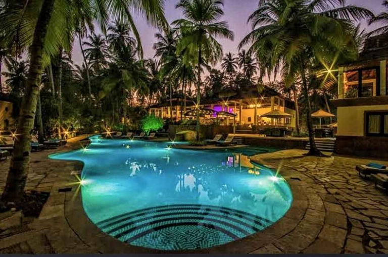 Bogmalo Beach - How To Reach, Best Time & Tips | All About Goa