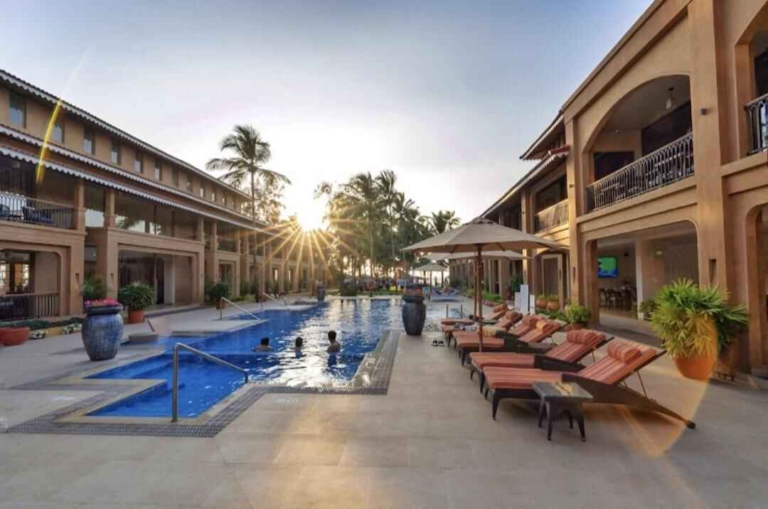 Coco Beach - How To Reach, Best Time & Tips | All About Goa