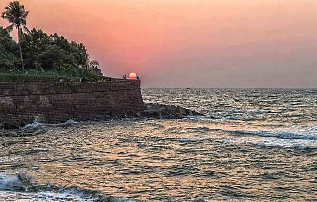 Sinquerium Beach - How To Reach, Best Time & Tips | All About Goa