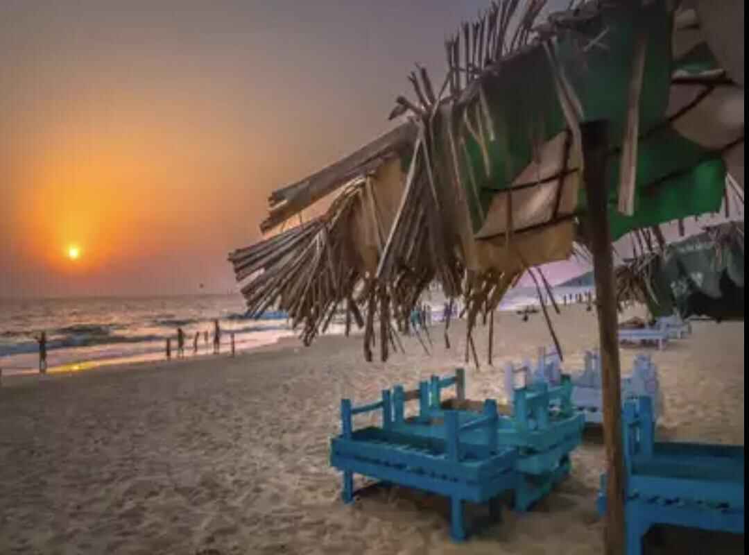 Vagator Beach - How To Reach, Best Time & Tips | All About Goa