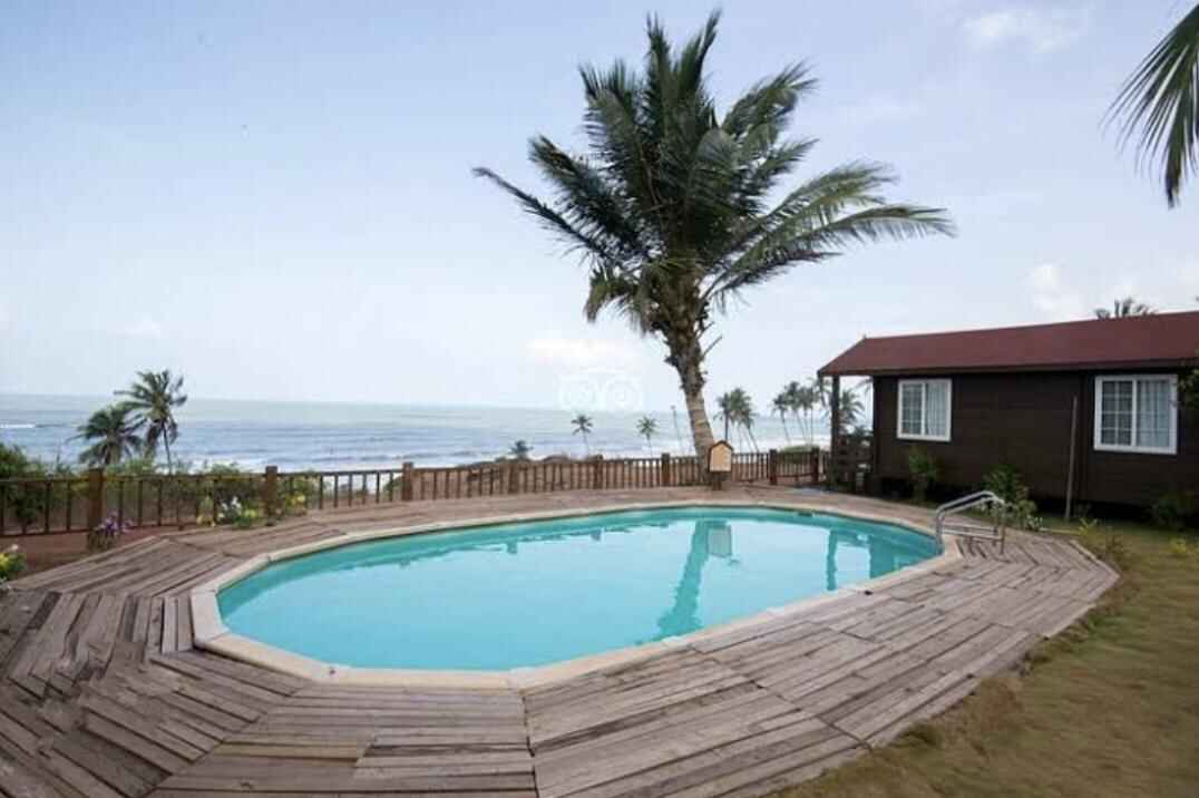 Vagator Beach - How To Reach, Best Time & Tips | All About Goa