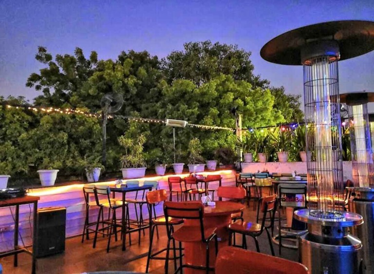 16 Best Private Cabin Cafe And Restaurant For Couples In Delhi