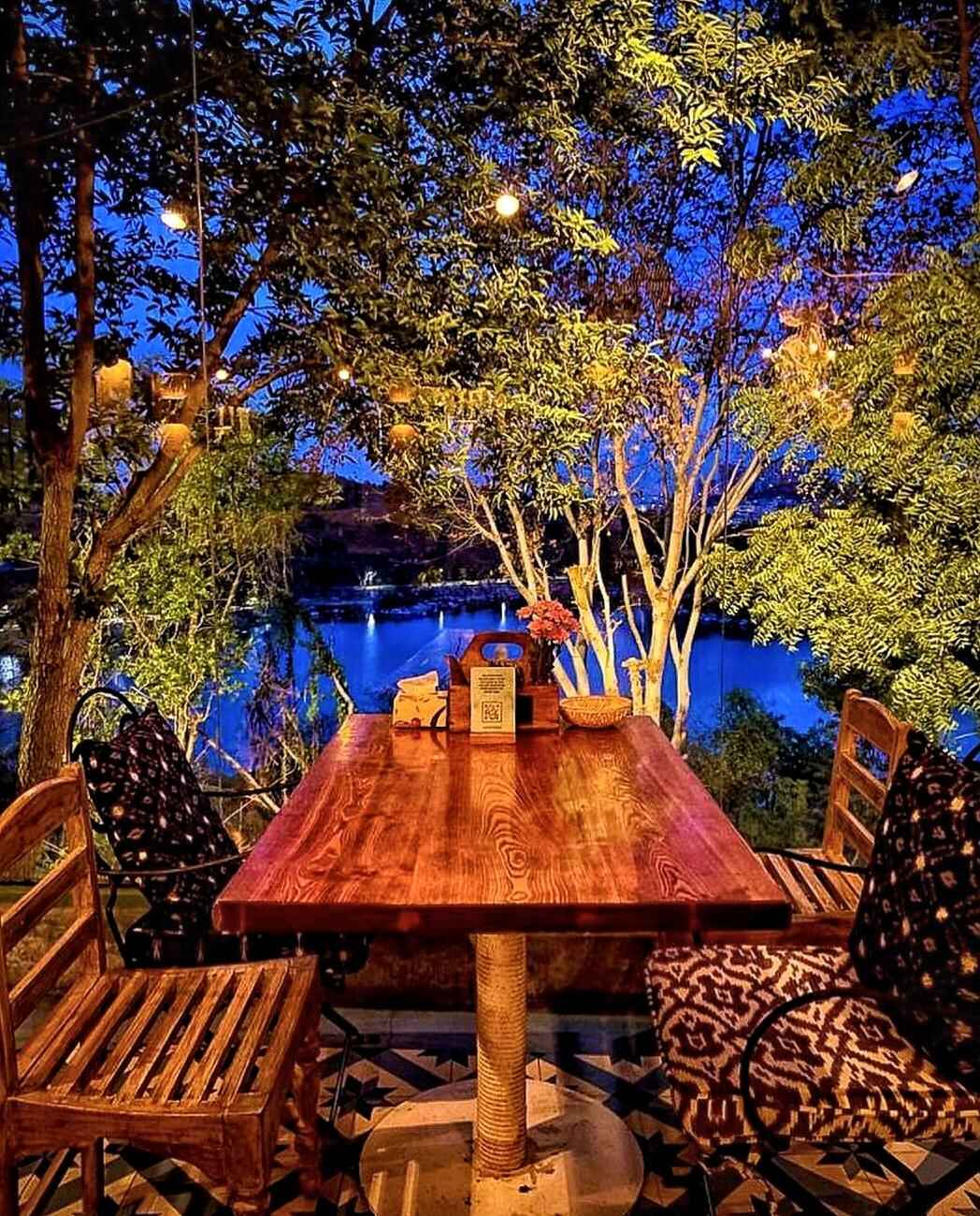 19 Best Private Cabin Cafe And Restaurant For Couples In Hyderabad