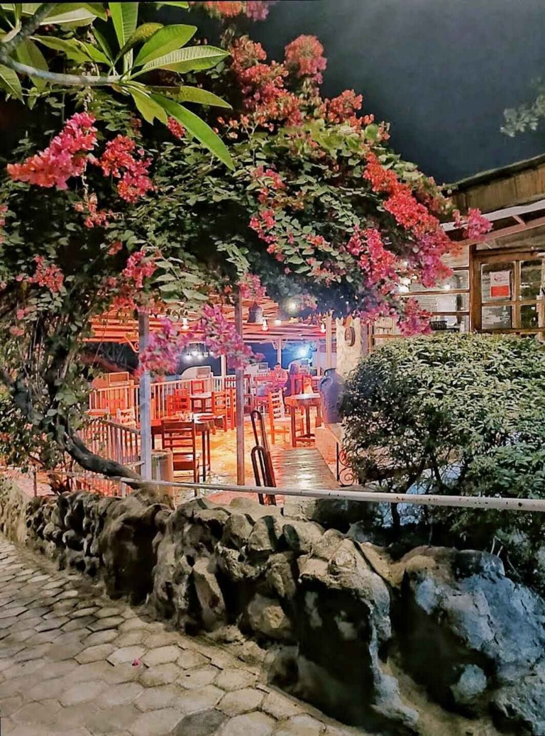 16 Best Private Cabin Cafe And Restaurant For Couples In Indore