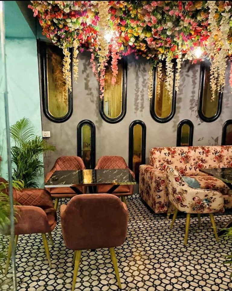 12 Best Private Cabin Cafe And Restaurant For Couples In Noida