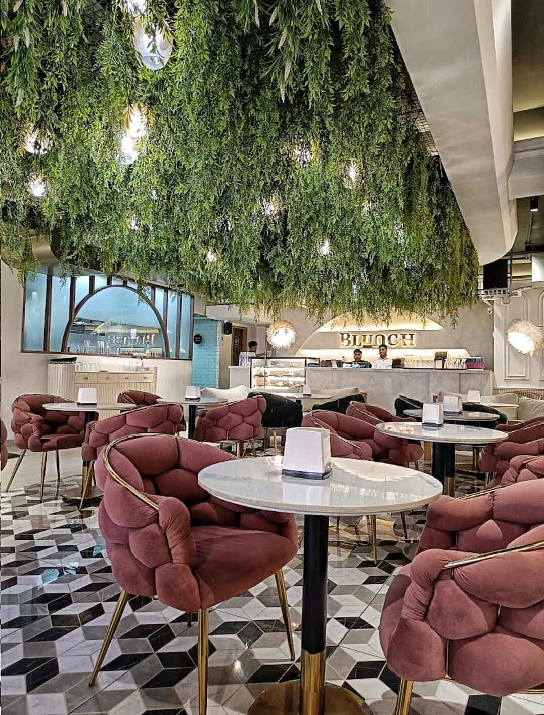 12 Best Private Cabin Cafe And Restaurant For Couples In Noida