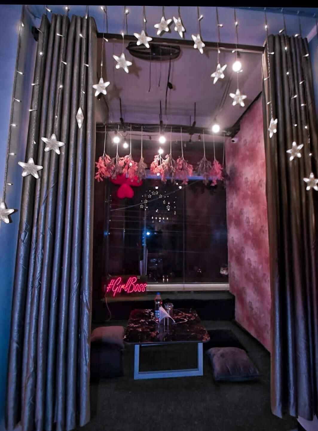 13 Best Private Cabin Cafe And Restaurant For Couples In Raipur