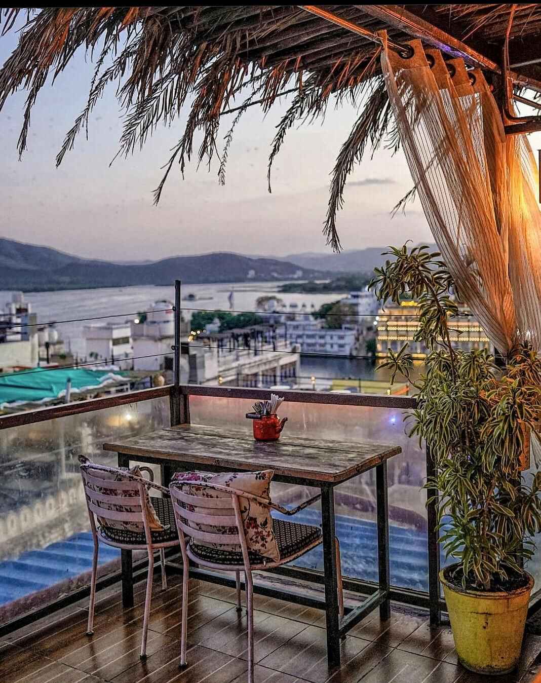 16 Best Private Cabin Cafe And Restaurant For Couples In Udaipur