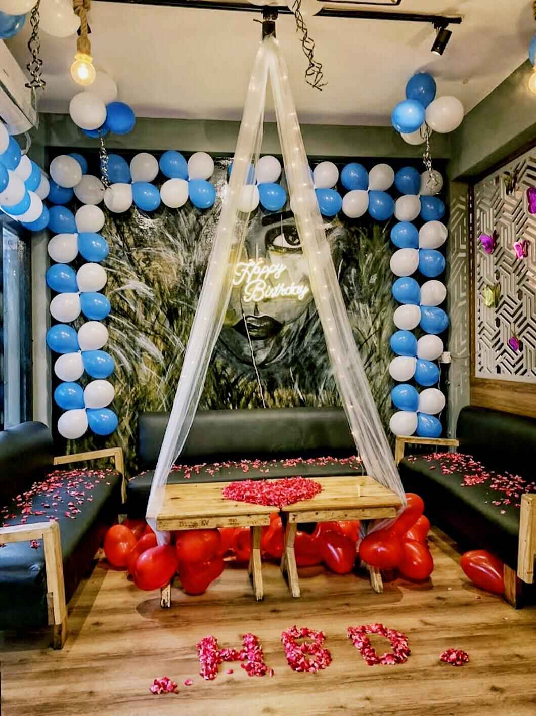 16 Best Private Cabin Cafe And Restaurant For Couples In Vadodra